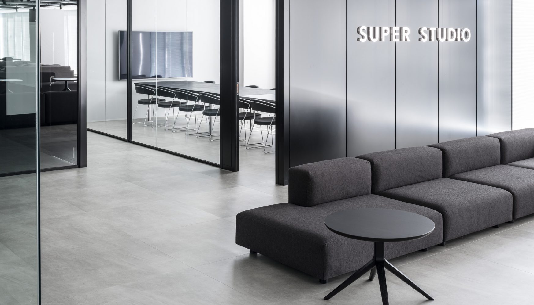 SUPER STUDIO | TRAIL HEADS | トレイルヘッズ株式会社